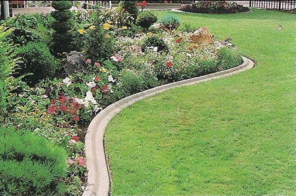 Mow Over Edging Landscaping Ideas